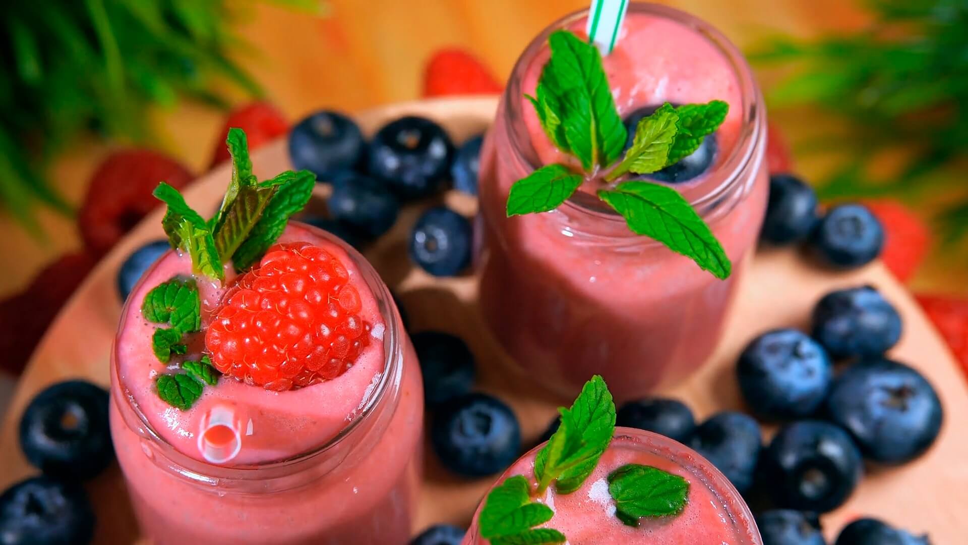 6 Best Fruits for Delicious and Nutritious Smoothies - 50 Friendly